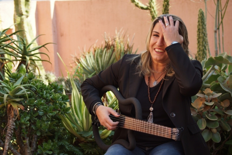 Sandra Reis apresenta 'Eclética' show que celebra 19 anos de carreira